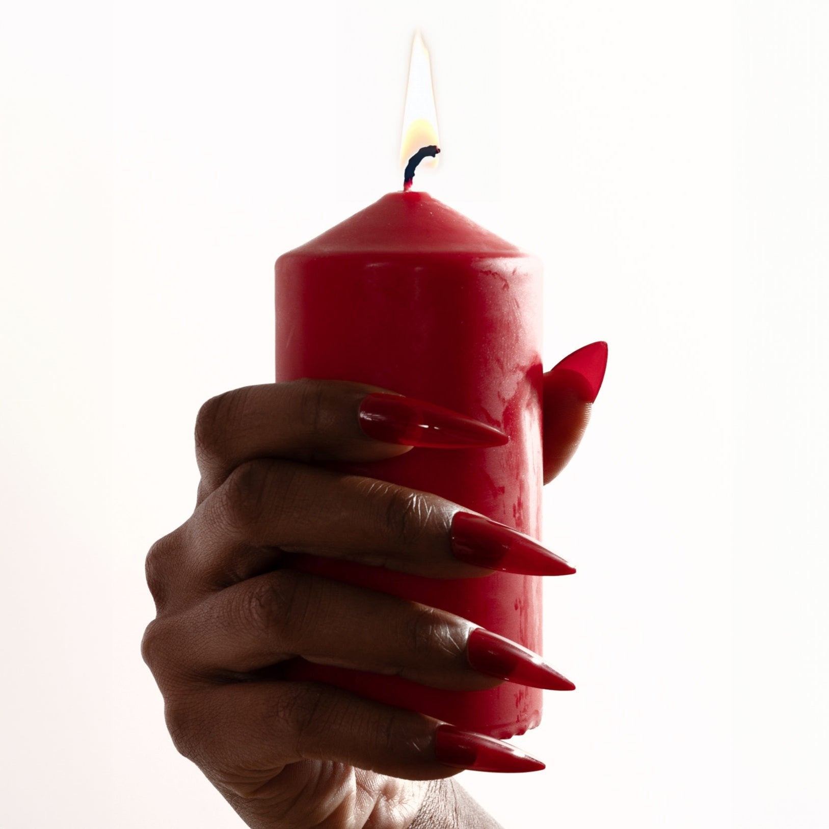 Scarlet Seduction – naileph.